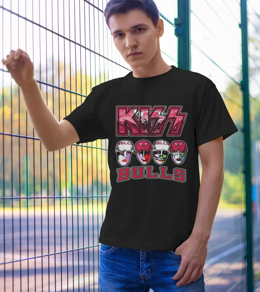Kiss Meets Chicago Bulls Rock Band Makeup Faces T-Shirt