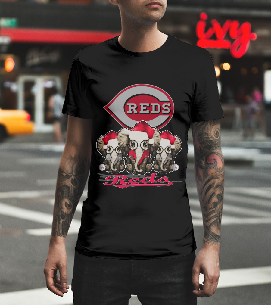 Cincinnati Reds Christmas Elephants In Santa Hats T-Shirt