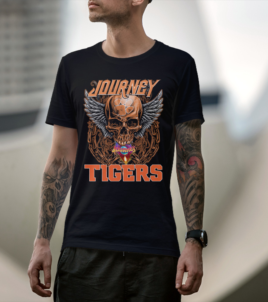 Journey Tigers Skull Wings Chain T-Shirt