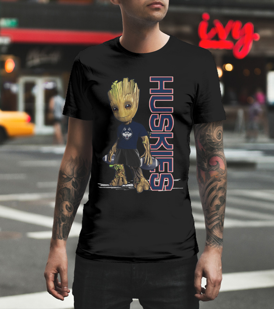 Groot Huskies UConn Football Fan T-Shirt
