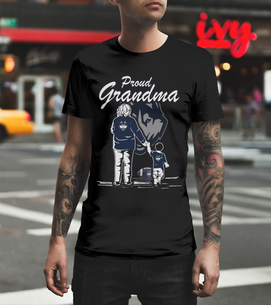 Proud Grandma Connecticut Huskies Football Family Moment T-Shirt
