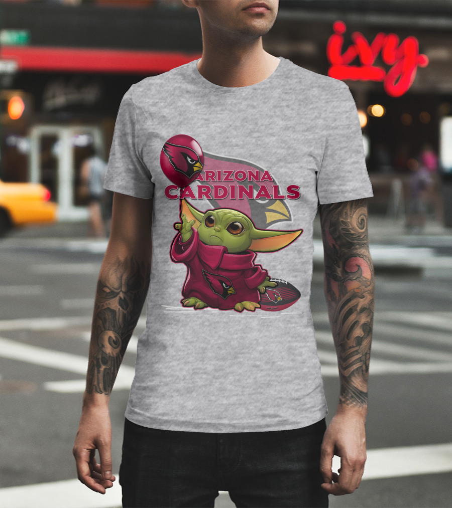 Yoda Holding Arizona Cardinals Balloon And Football With Team T-Shirt