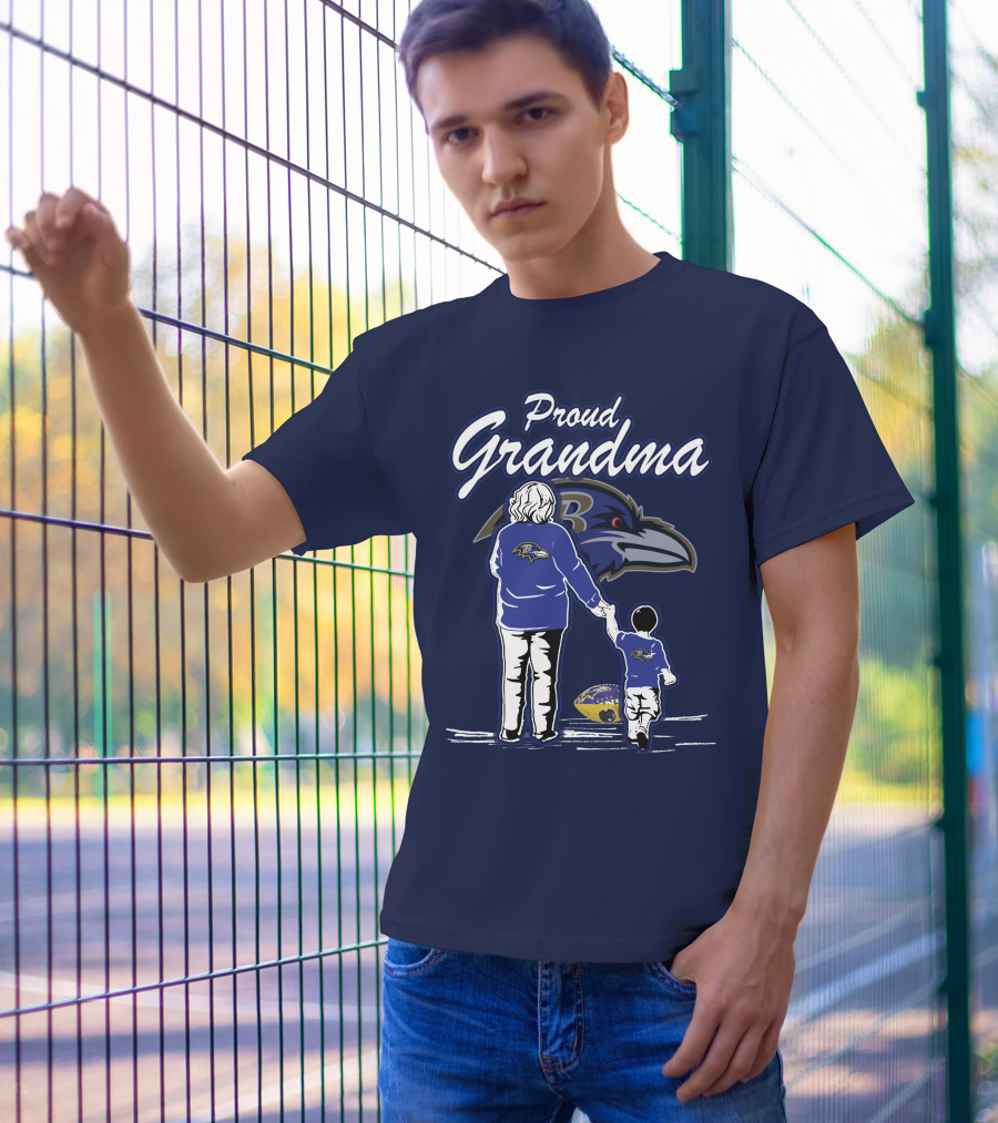 Proud Grandma Baltimore Ravens Family Fan Enthusiast With Child And Football T-Shirt