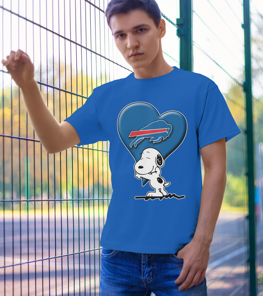 Snoopy Hugging Heart Buffalo Bills T-Shirt