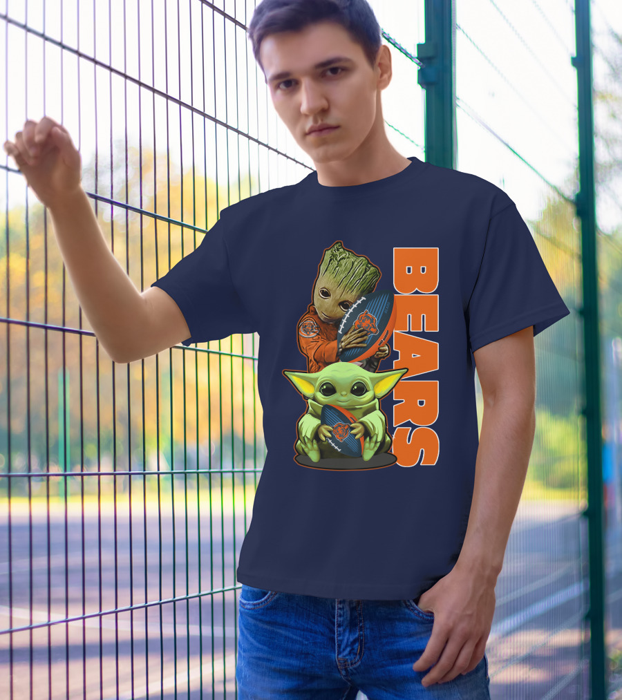Grzd CHICAGO BEARS Baby Groot And Baby Yoda Football T-Shirt