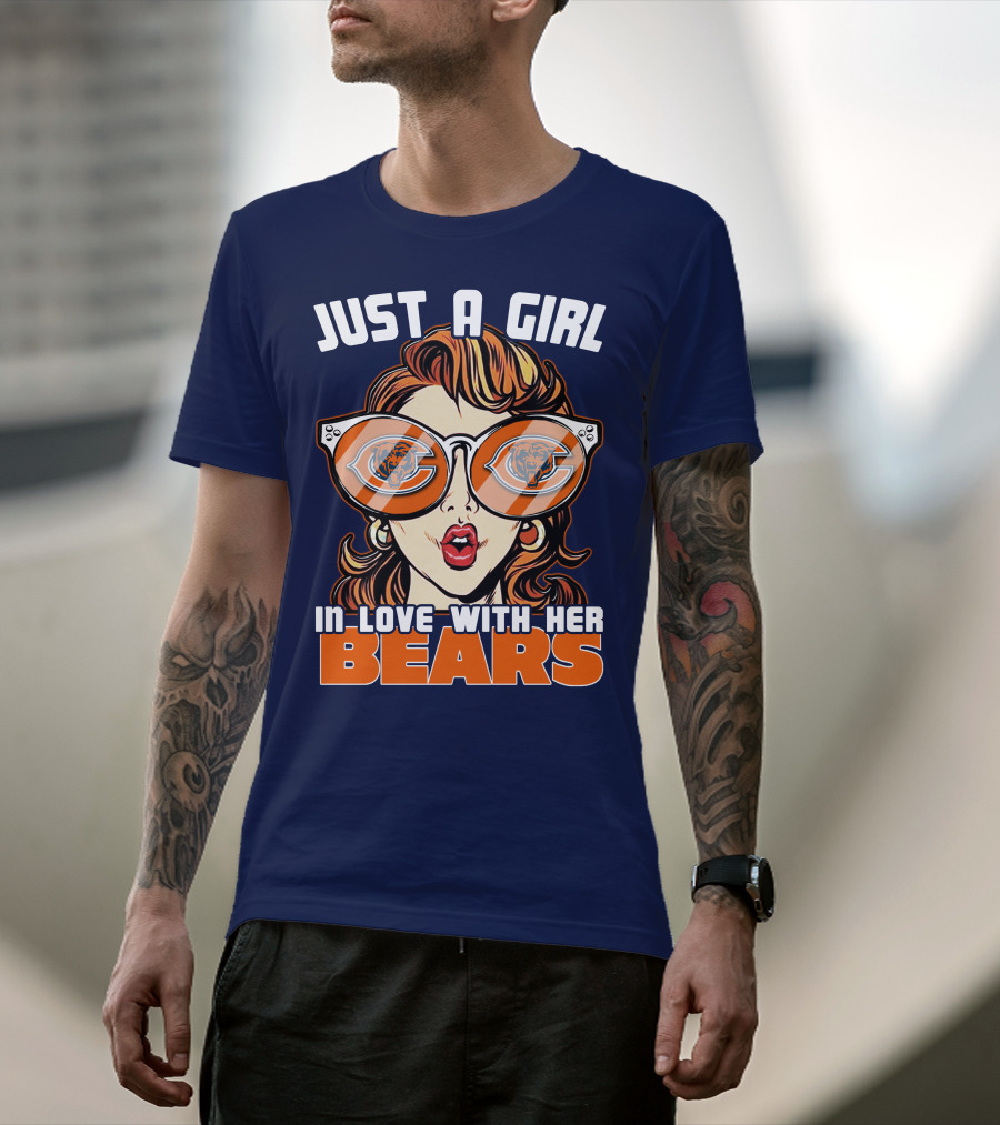 Just A Girl In Love With Her Chicago Bears T-Shirt