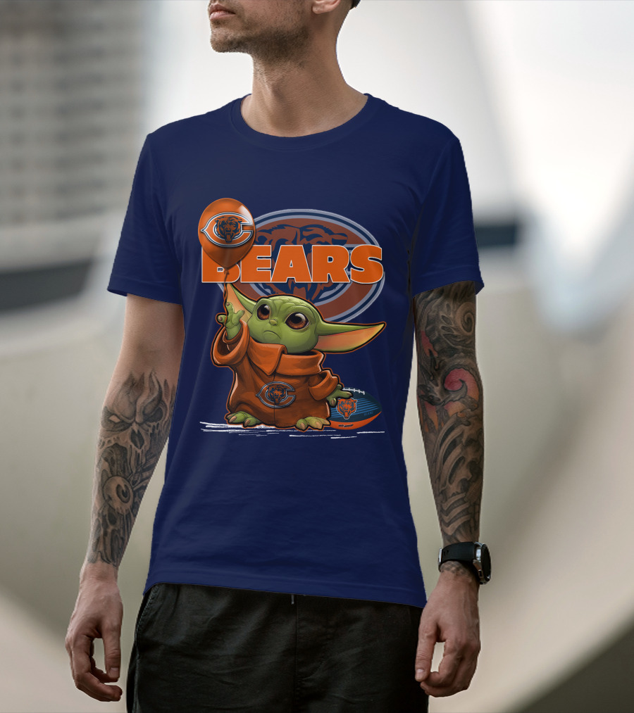 Yoda Chicago Bears Balloon And Football T-Shirt
