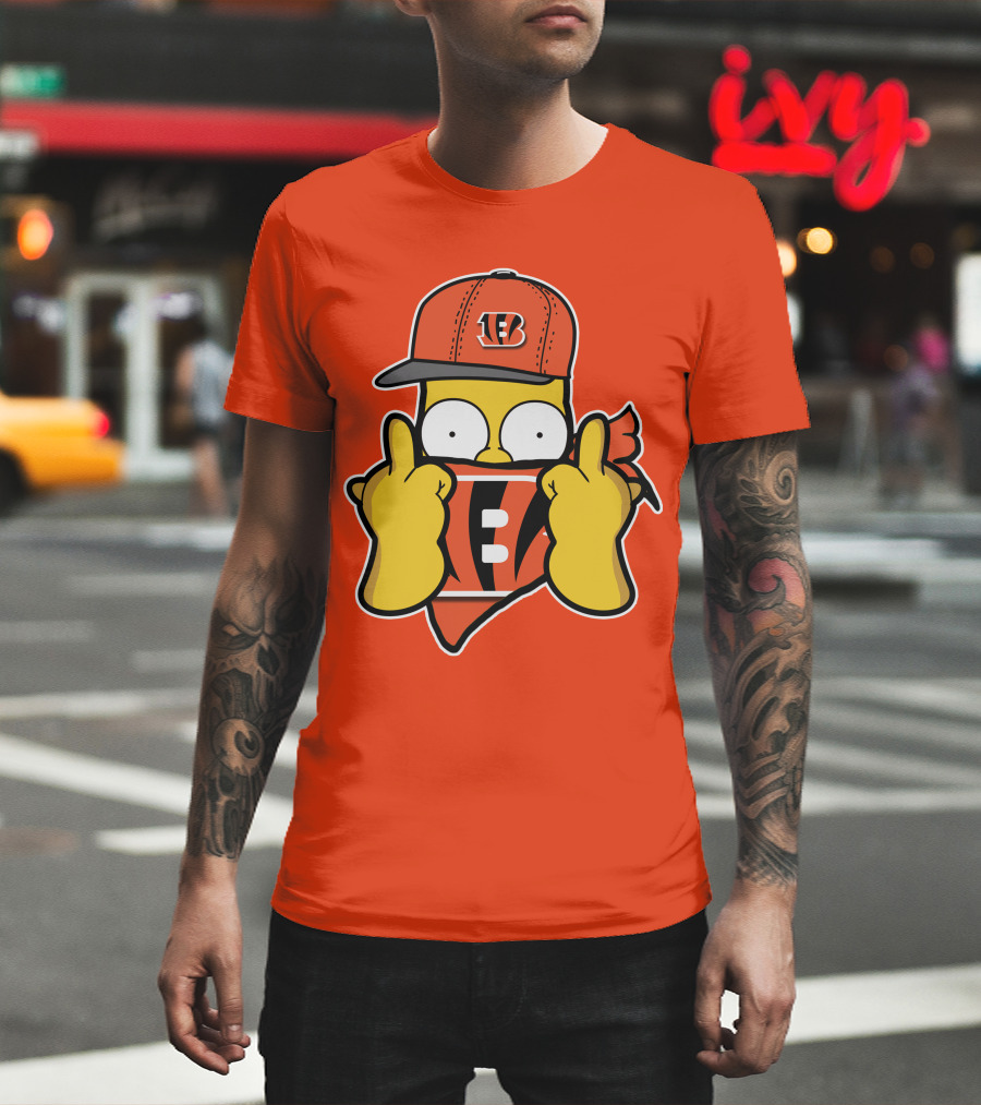 Cincinnati Bengals Fan Cartoon Character With Logo Cap And Scarf T-Shirt