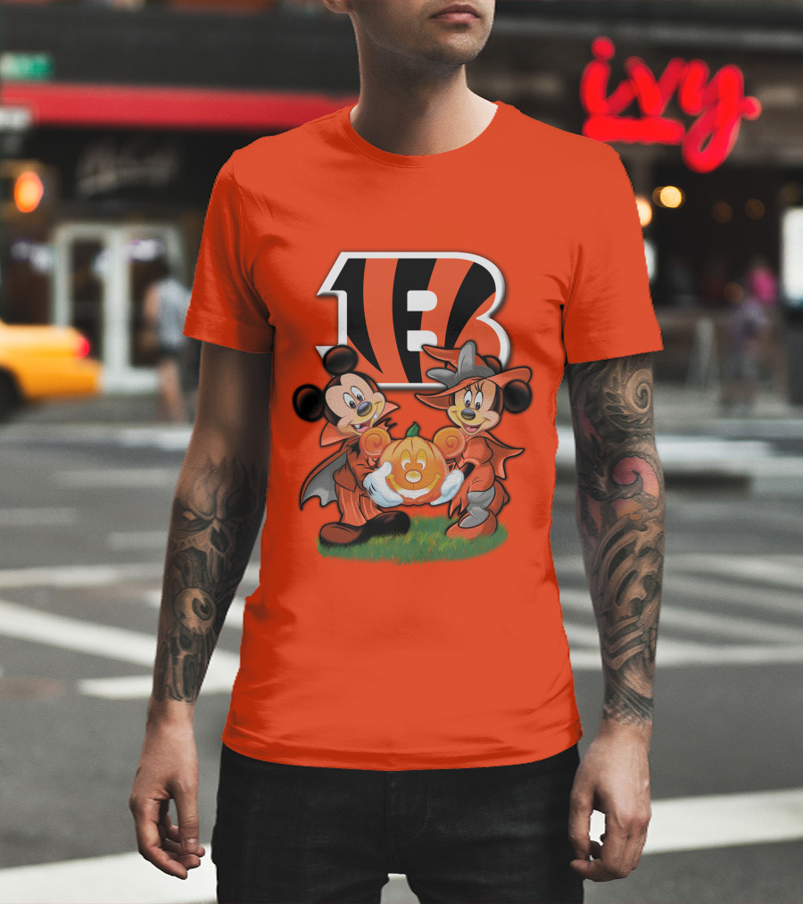 Cincinnati Bengals Halloween Mickey Minnie Pumpkin T-Shirt