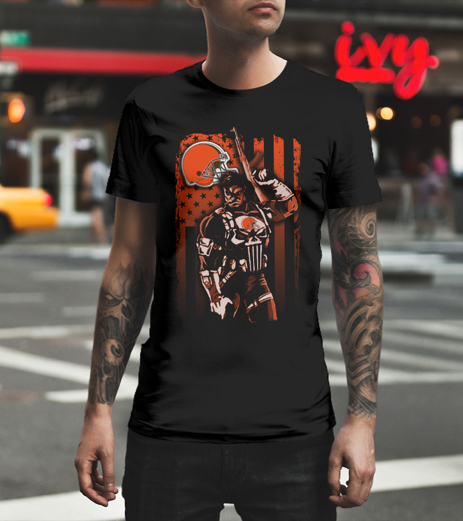 Cleveland Browns 10 Soldier With Helmet And American Flag Stars T-Shirt