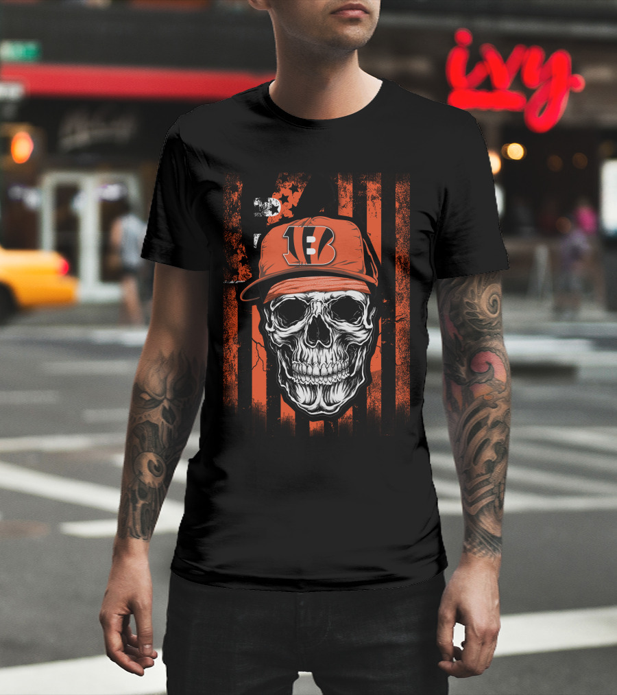 Skull Cincinnati Bengals Logo Hat With Stripes Background T-Shirt
