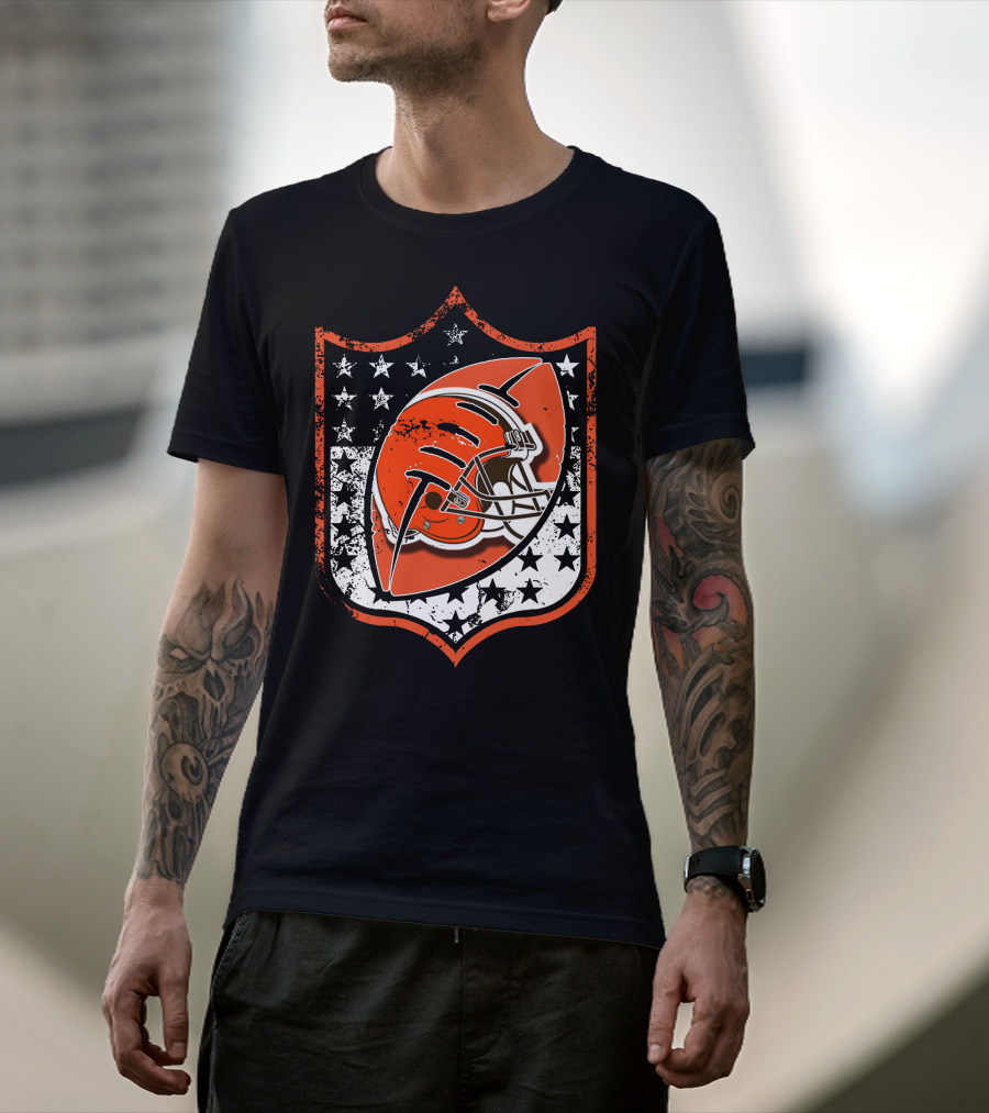 Cleveland Browns Helmet Stars And Stripes T-Shirt