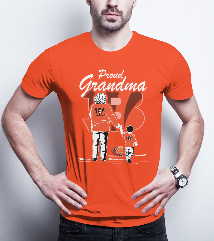 Proud Grandma Cincinnati Bengals Family Spirit Football Fan T-Shirt