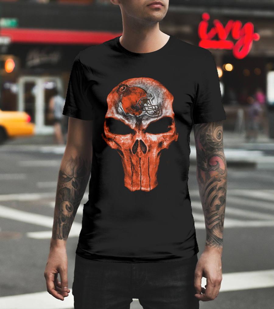 Cleveland Browns Skull Helmet 40 T-Shirt