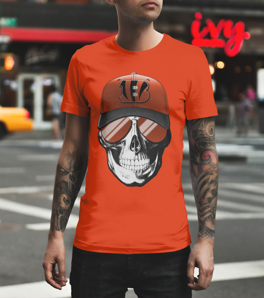 Cincinnati Bengals Skull With Team Logo Hat And Sunglasses T-Shirt