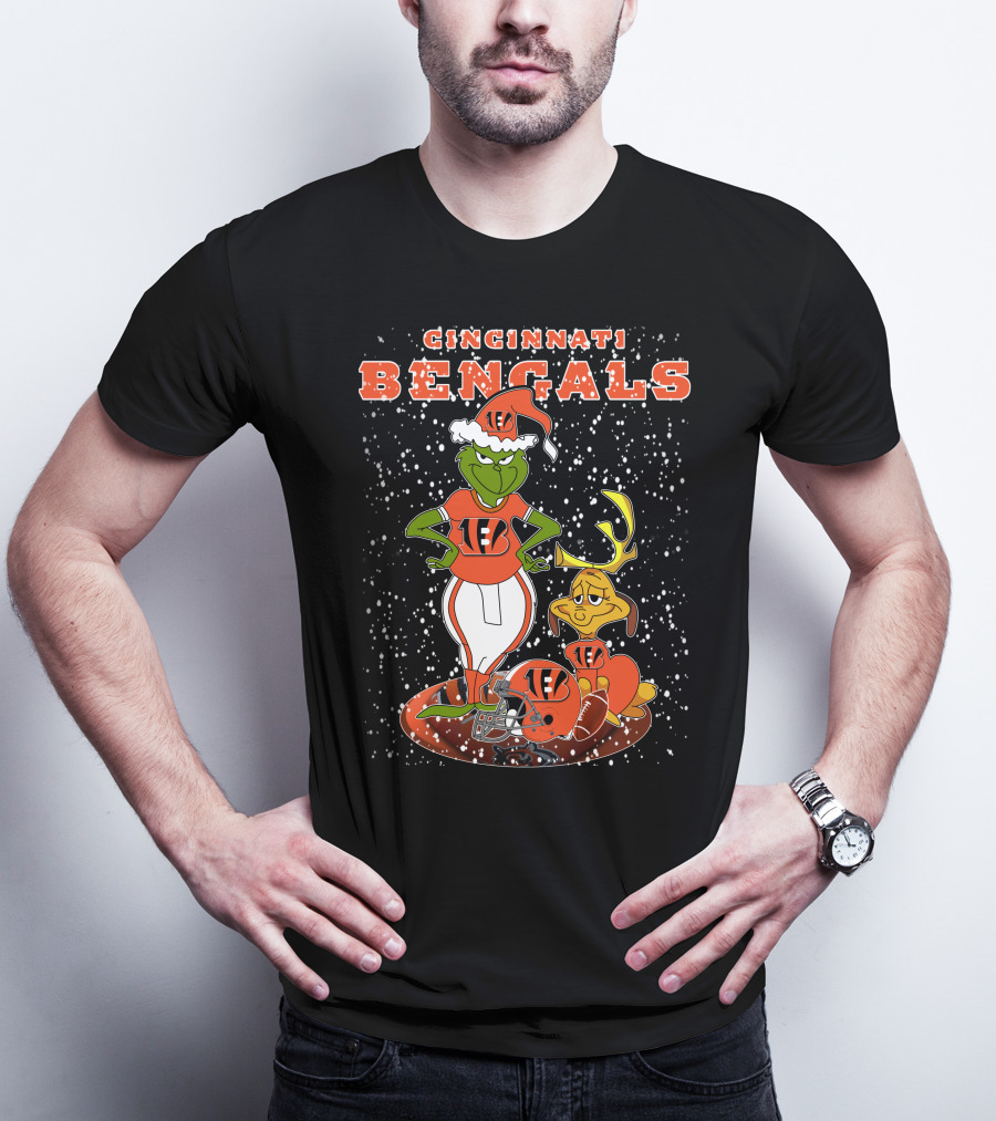 CINCINNATI BENGALS Grinchxmas Snowfall Football T-Shirt
