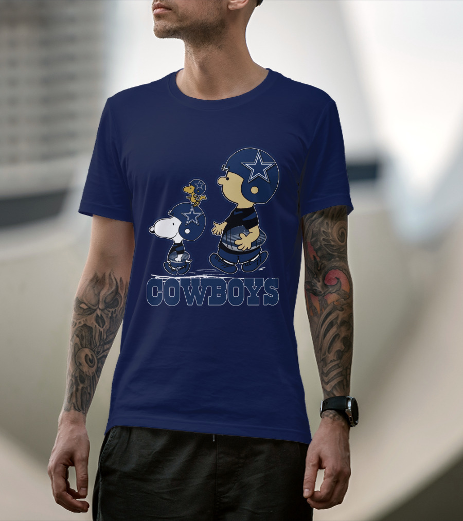 Snoopy Charlie Brown Dallas Cowboys Football Stars T-Shirt