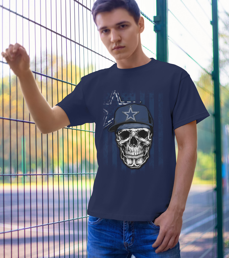 Skull Dallas Cowboys Star Cap With Stripes Background T-Shirt