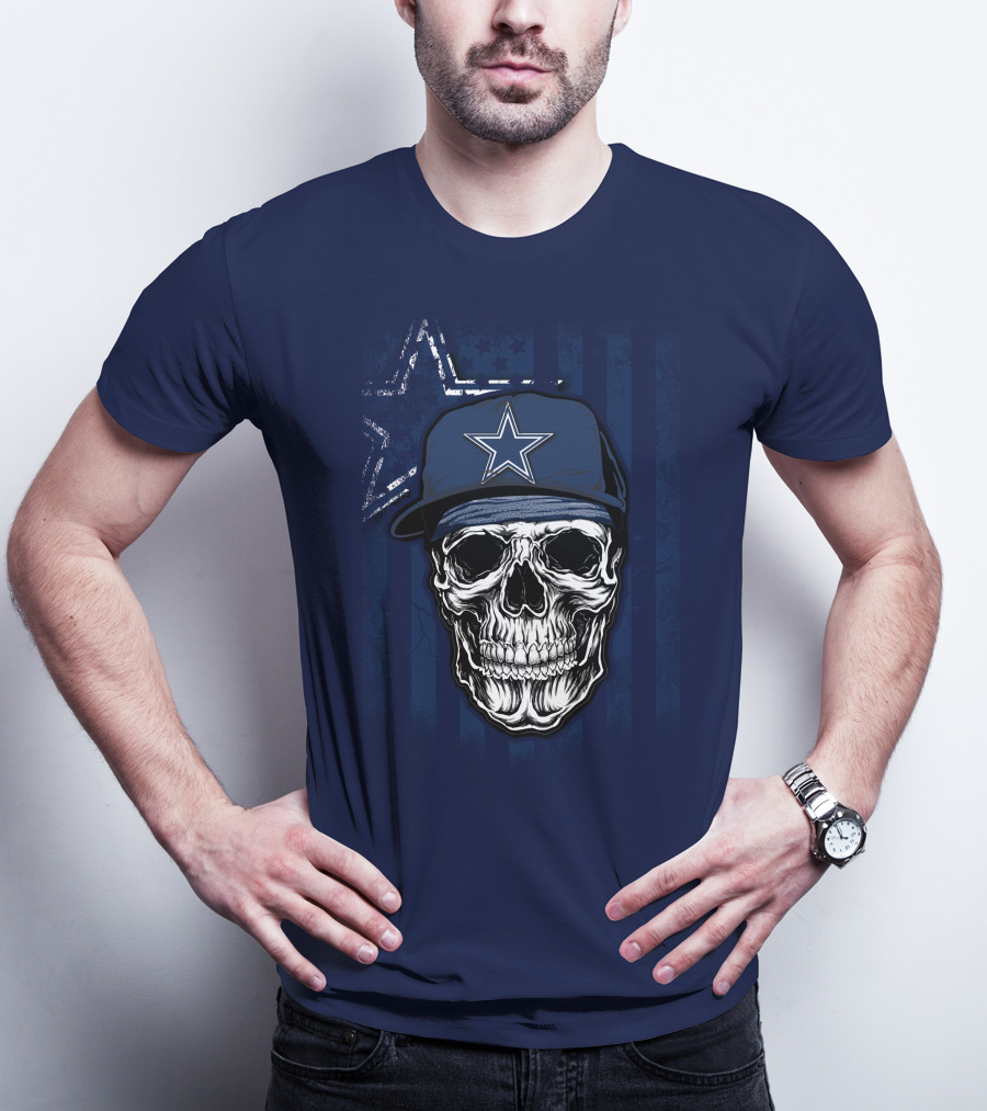 Skull Dallas Cowboys Star Cap With Stripes Background T-Shirt