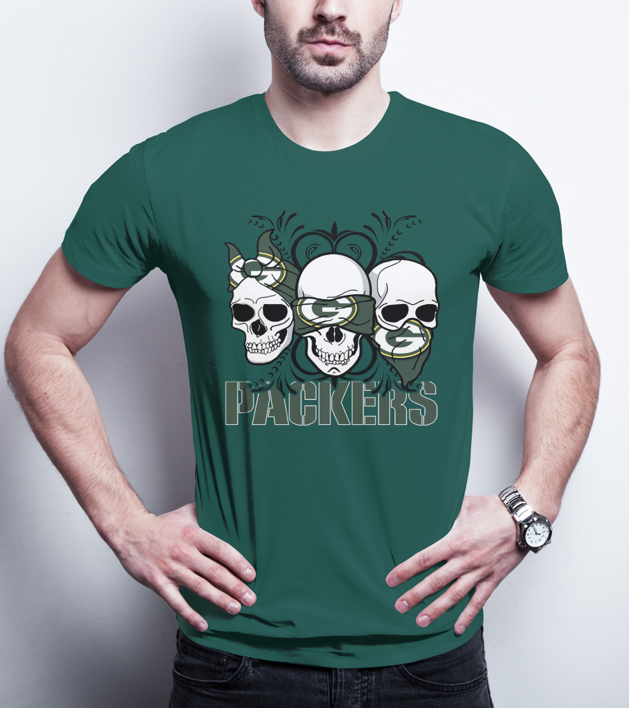 Packers Three Skulls With Green Bay Bandanas T-Shirt