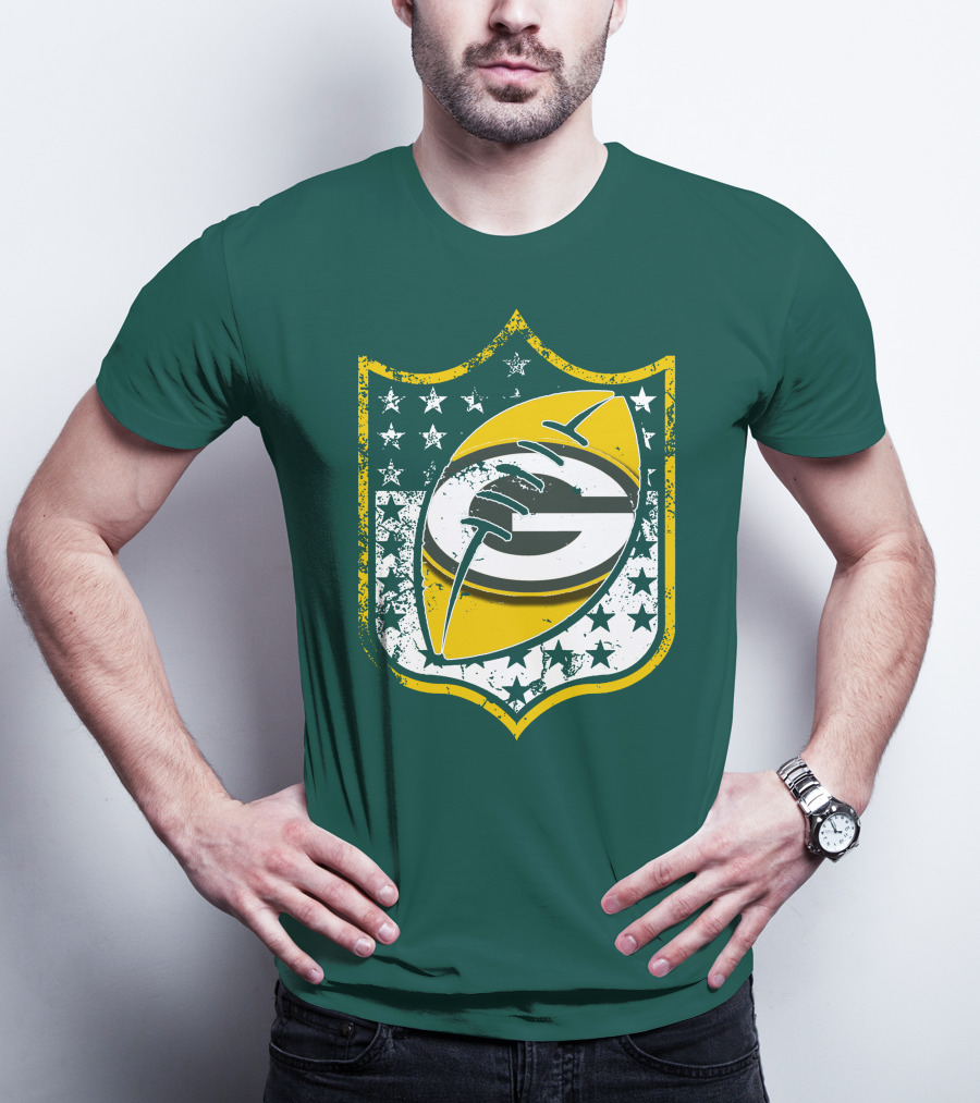 Green Bay Packers 33 Vintage Shield Football T-Shirt