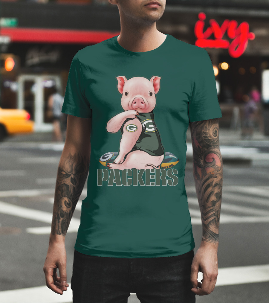 Green Bay Packers Pig Holding Football T-Shirt