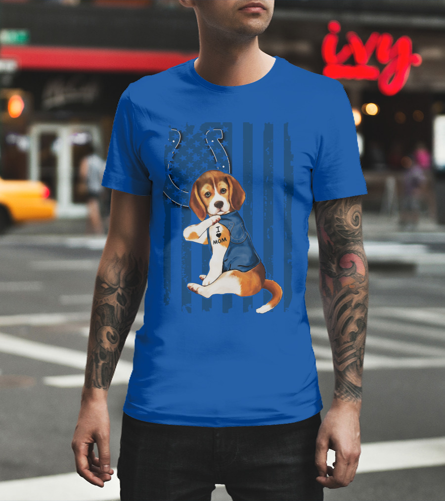 Beagle Wearing I Love Mom Indianapolis Colts Shirt With Horseshoe T-Shirt