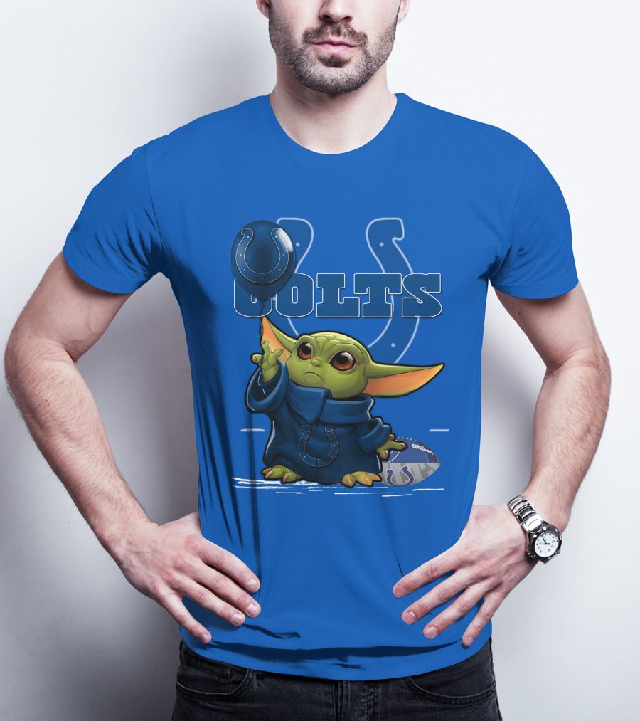 Colts Yoda Holding Horseshoe Balloon And Football T-Shirt