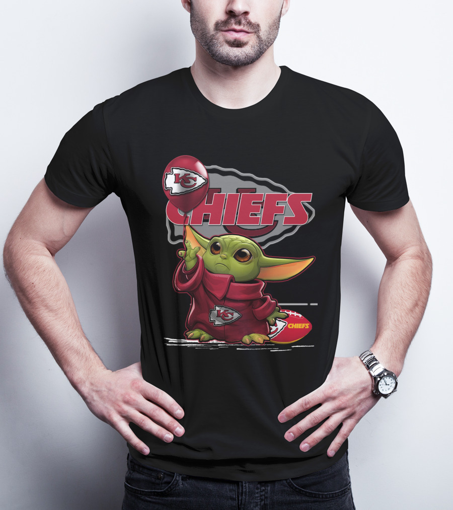 Yoda Chiefs Kansas City Football Fan Alien Jedi Force T-Shirt