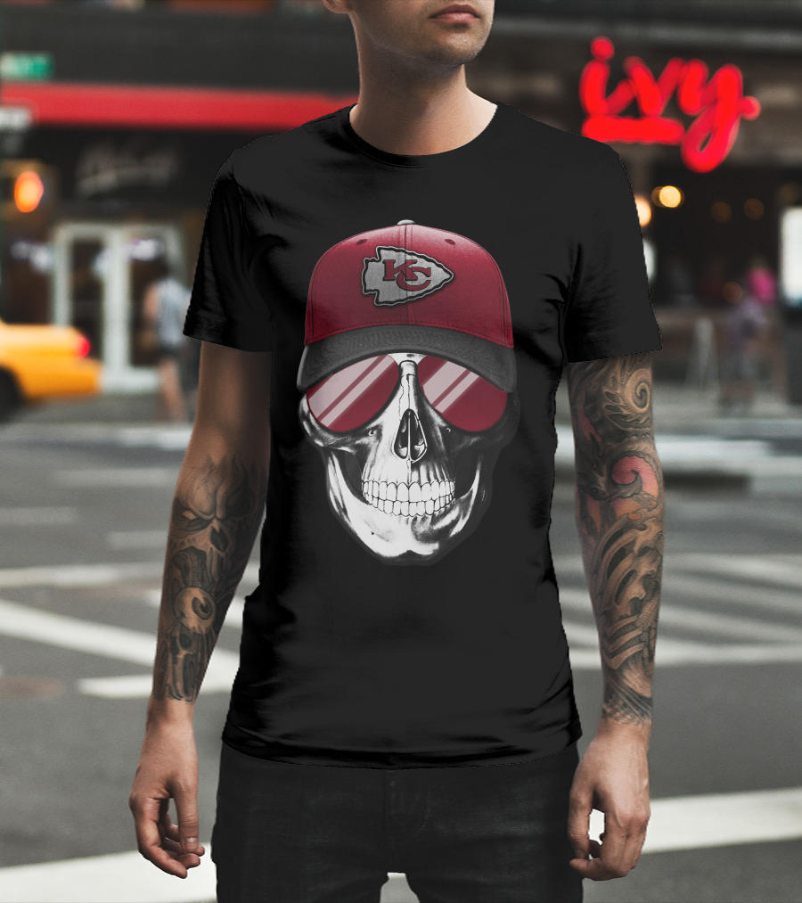 Skull Wearing Kansas City Chiefs Hat With Reflective Shades T-Shirt
