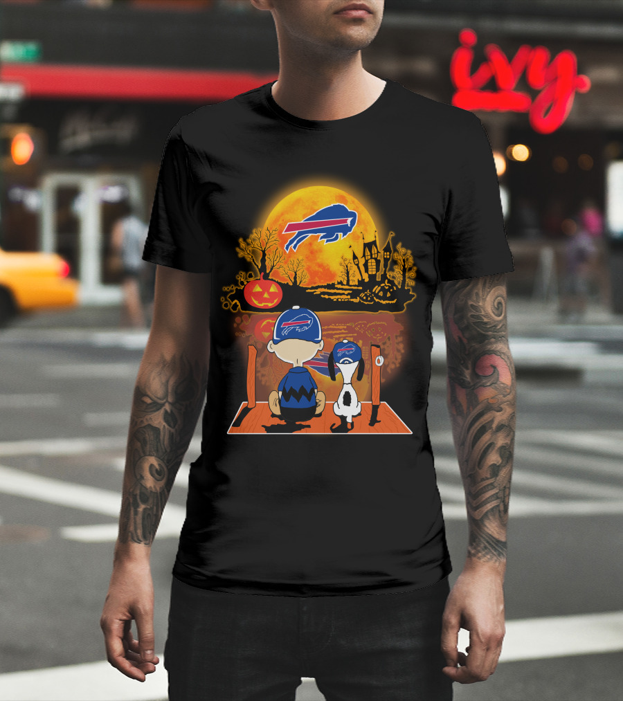 Buffalo Bills Halloween Snoopy And Charlie Brown Pumpkin Full Moon T-Shirt
