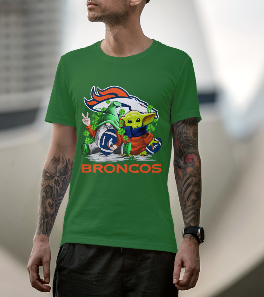 Denver Broncos Football St. Patrick’s Day Gnome And Green Alien With Shamrocks T-Shirt