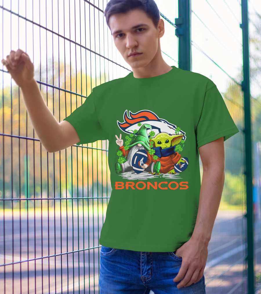 Denver Broncos Football St. Patrick’s Day Gnome And Green Alien With Shamrocks T-Shirt