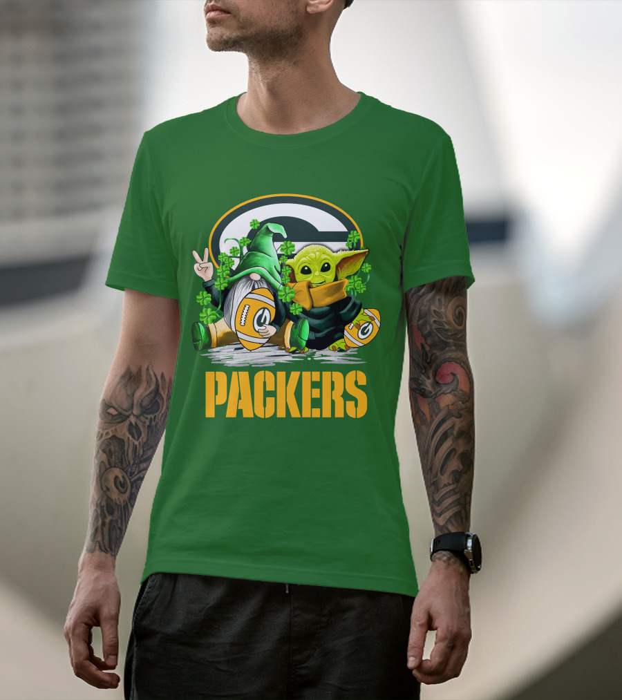 Green Bay Packers Shamrock Gnome And Alien Football St. Patrick's Day T-Shirt