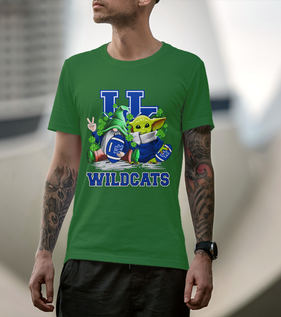 Kentucky Wildcats Football St. Patrick’s Day Shamrock Gnome And Green Alien T-Shirt