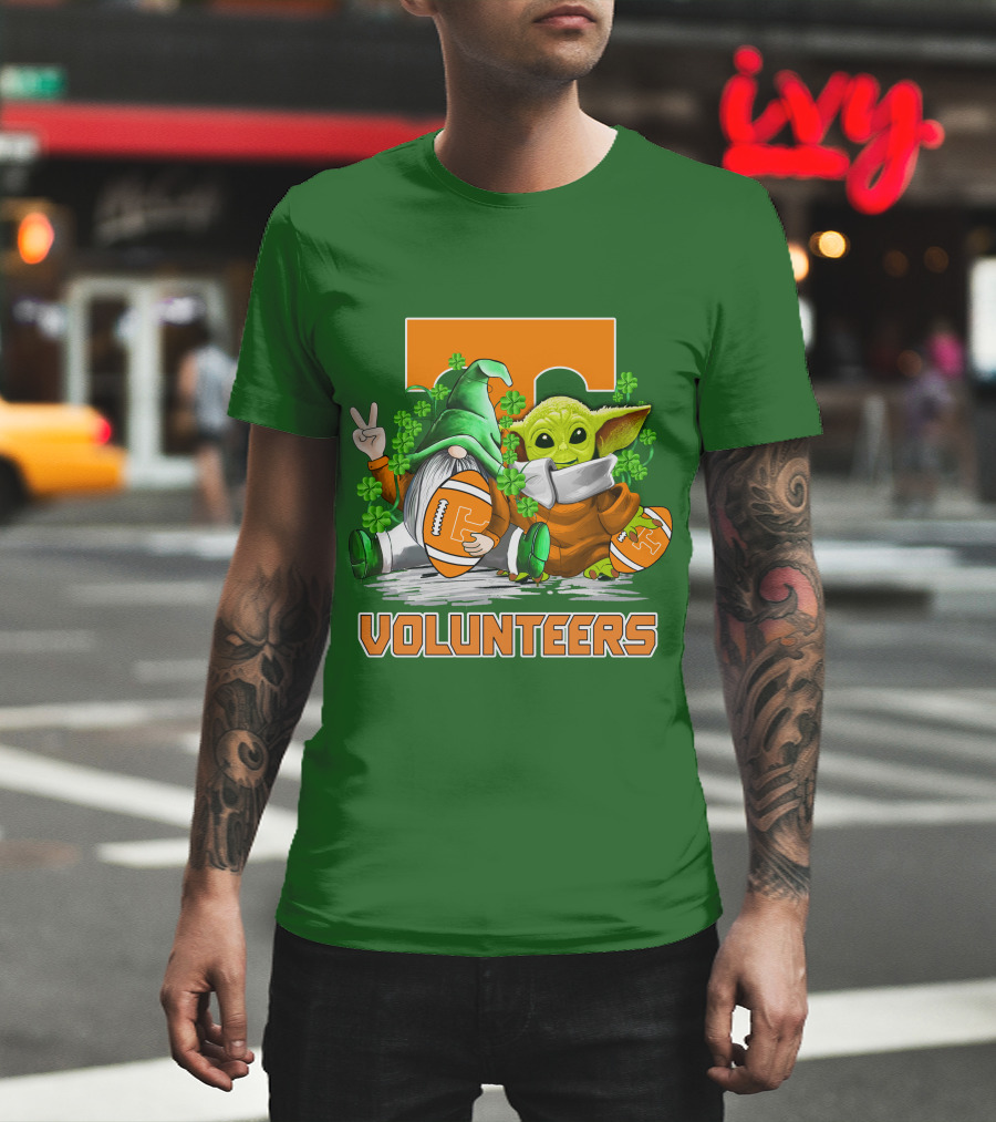 Tennessee Volunteers Football St. Patrick’s Day Gnome And Baby Alien T-Shirt
