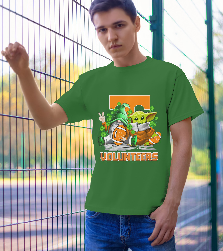 Tennessee Volunteers Football St. Patrick’s Day Gnome And Baby Alien T-Shirt