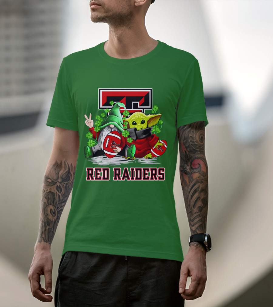 Texas Tech Red Raiders St. Patrick’s Day Football Gnome And Baby Alien With Shamrocks T-Shirt