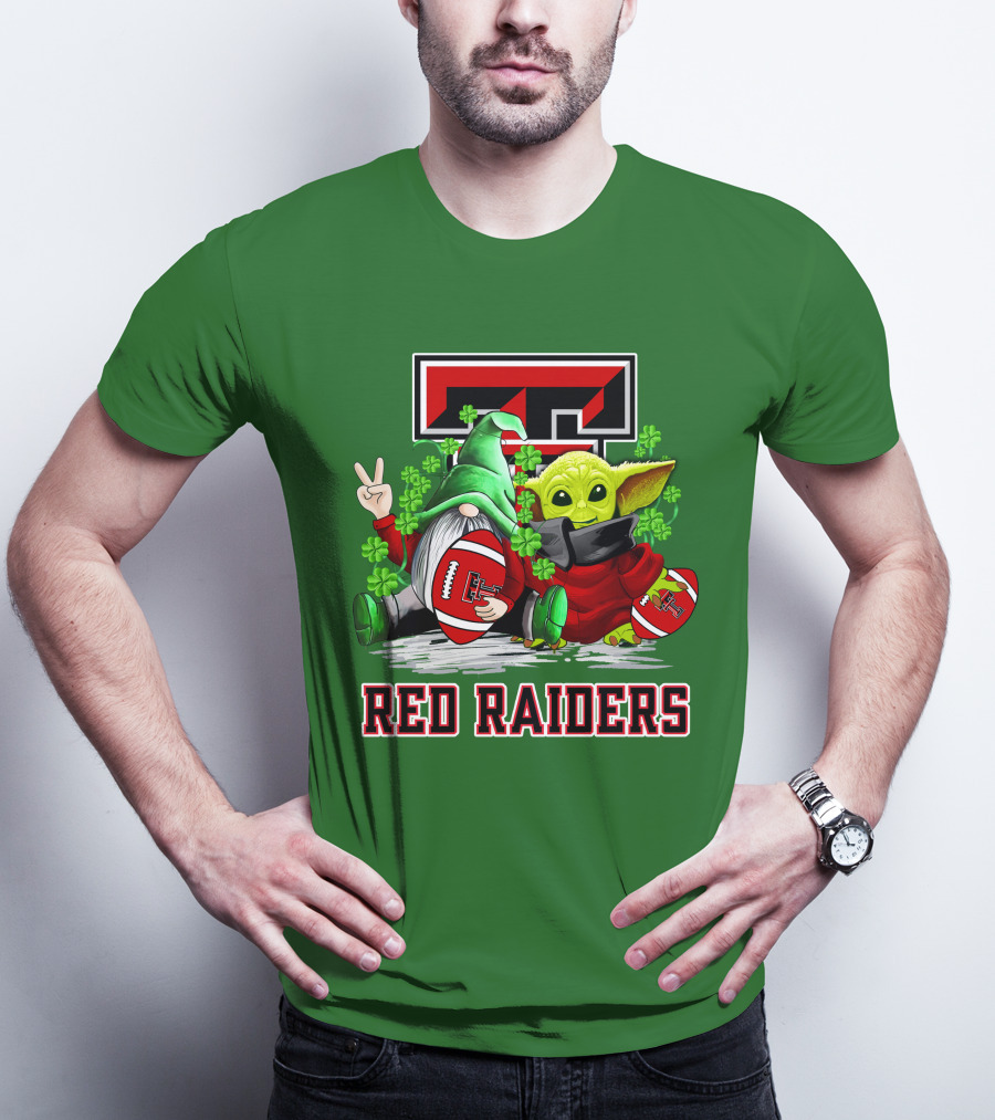 Texas Tech Red Raiders St. Patrick’s Day Football Gnome And Baby Alien With Shamrocks T-Shirt