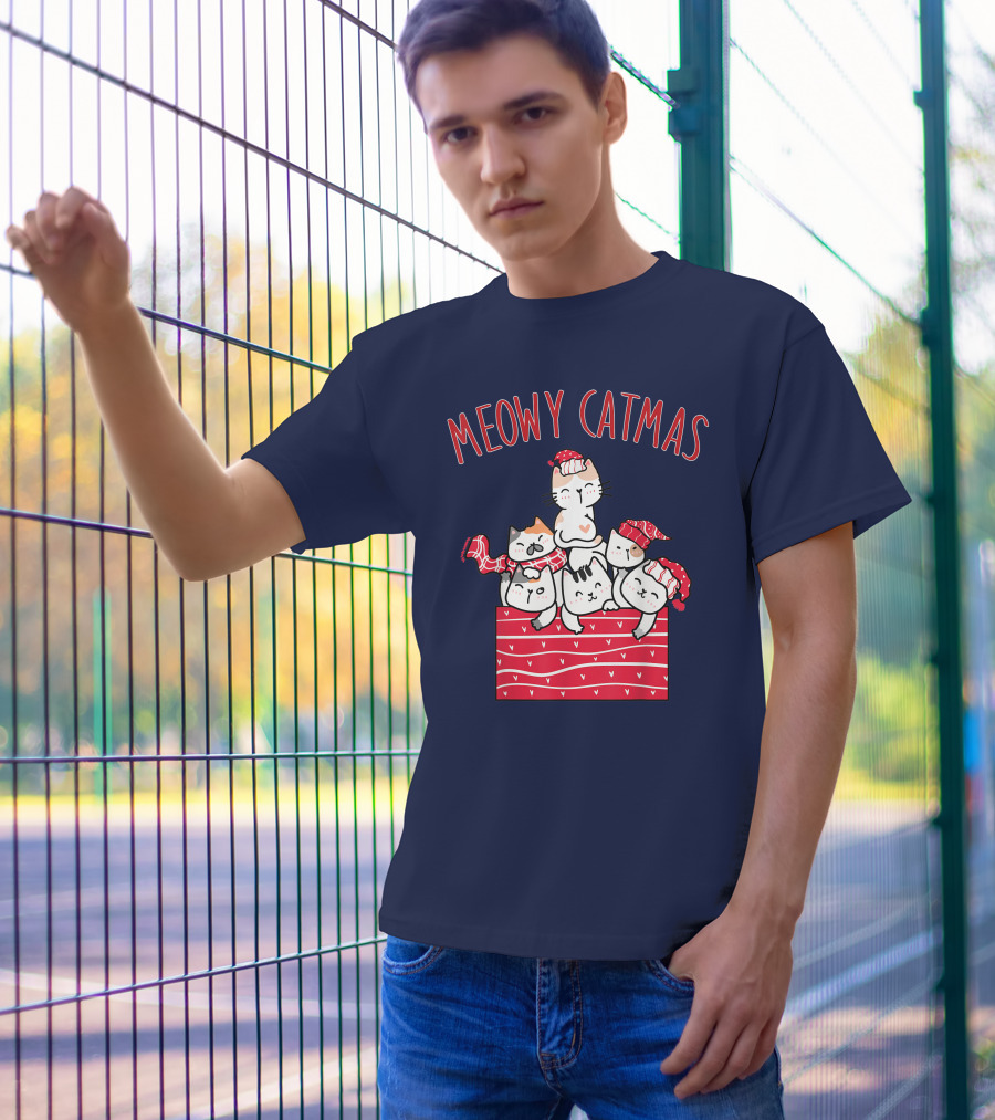 Meowy Catmas Cute Kawaii Anime Christmas Cats T-Shirt