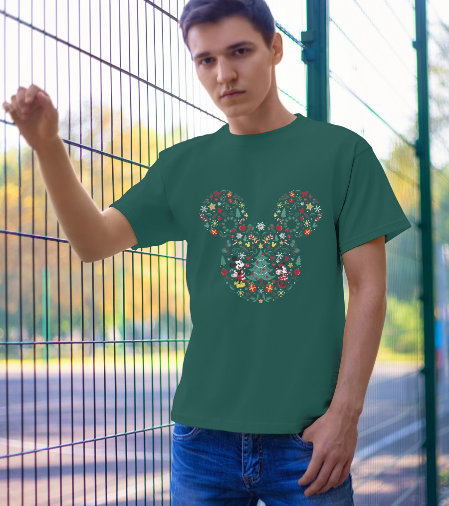 Disney Mickey And Minnie Christmas Tree Wreath Holiday Mashup T-Shirt