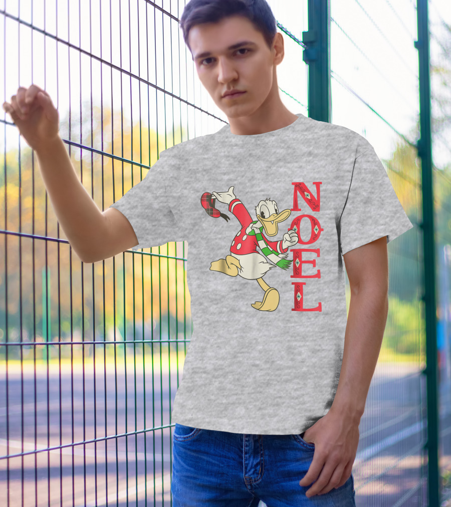 Vintage Disney Donald Duck Noel Holiday Merry Christmas T-Shirt