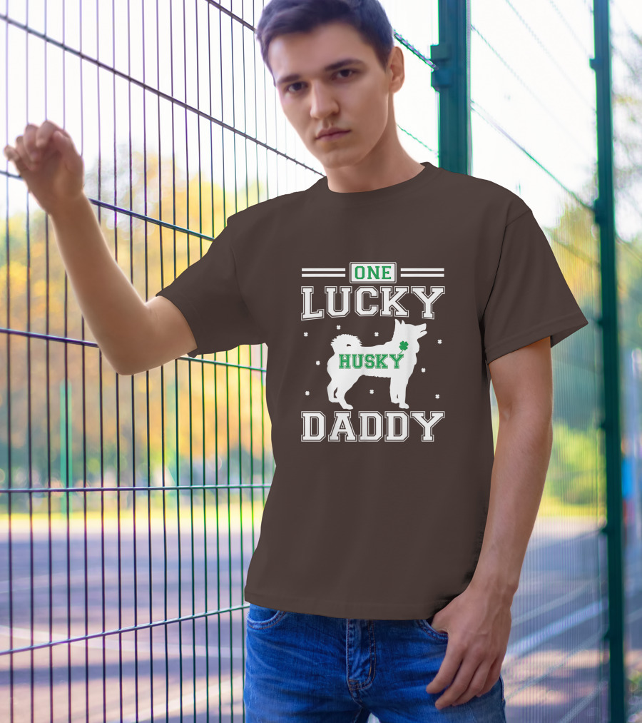 One Lucky Husky Daddy St Patricks Day T-Shirt