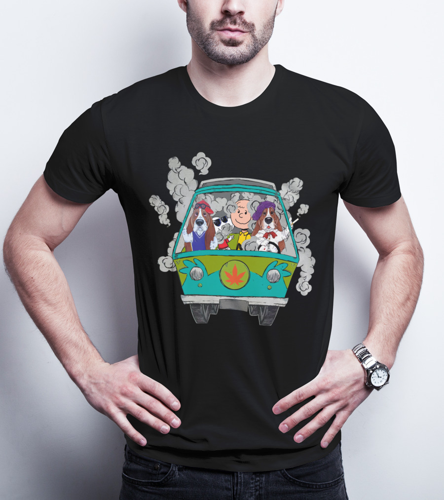 Basset Hound Ds0 Charlie Brown Snoopy Mystery Machine Smoke T-Shirt