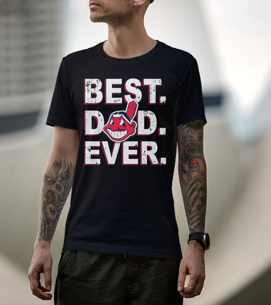 Best Dad Ever Indians Fan T-Shirt