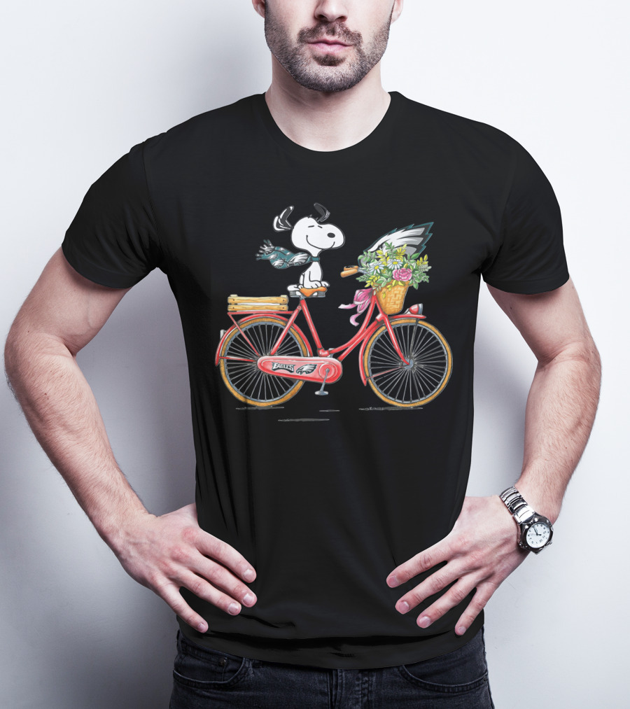 Philadelphia Eagles Snoopy Bicycle Ride With Flowers And Scarf T-Shirt