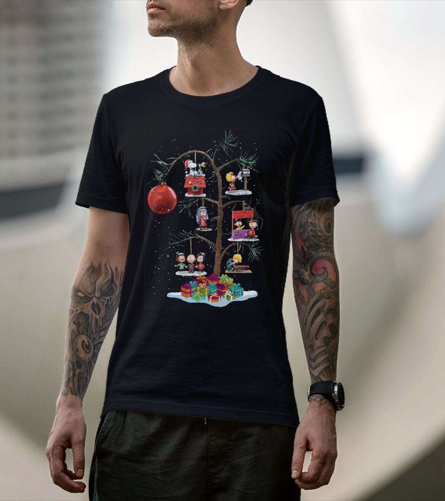Peanuts Christmas Tree With Snoopy Lucy Charlie Brown And Woodstock Ornaments T-Shirt