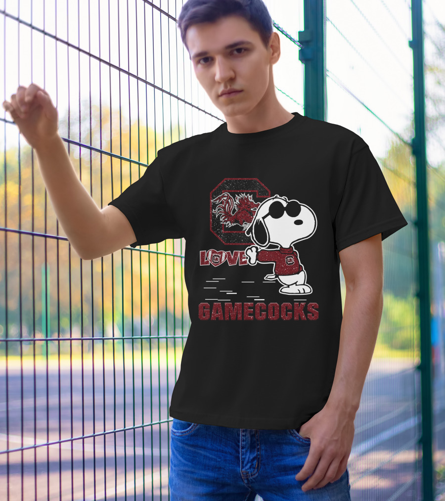 Snoopy Love Gamecocks South Carolina T-Shirt
