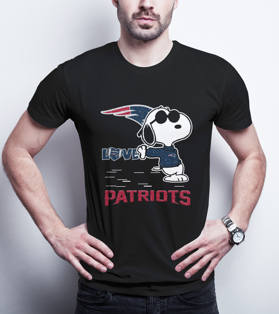 Snoopy Love Patriots New England T-Shirt