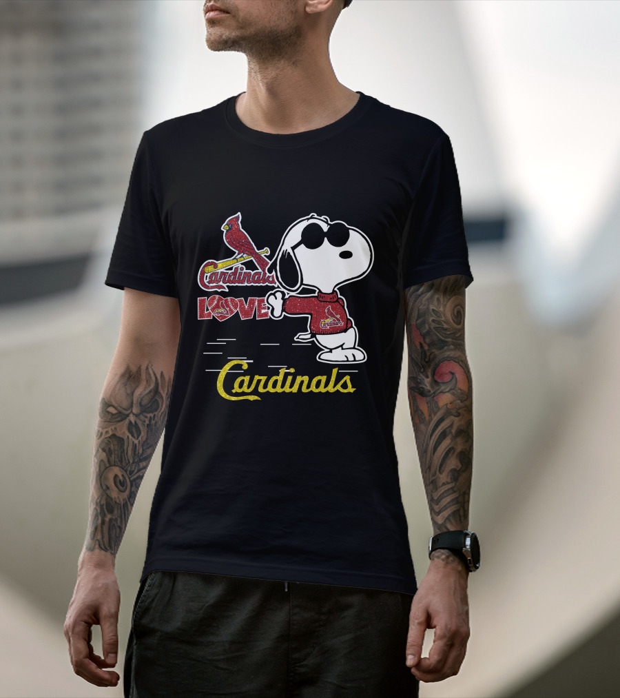 Snoopy Cardinals Love St Louis Cardinals T-Shirt